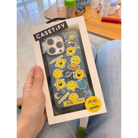 二手95成新～真品casetify~i Phone13 Pro Max~防摔殼 奇先生妙小姐 聯名款 蝦皮購物