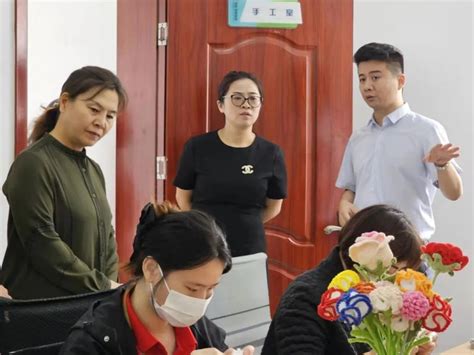 重庆市武隆区残联党组书记理事长李泞玉莅临润邦彩虹家园