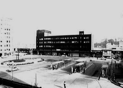 千葉県 松戸駅西口が新しくの古写真 昔の写真のあの場所は今どうなっている昔と今を比較する写真ギャラリー今昔写語