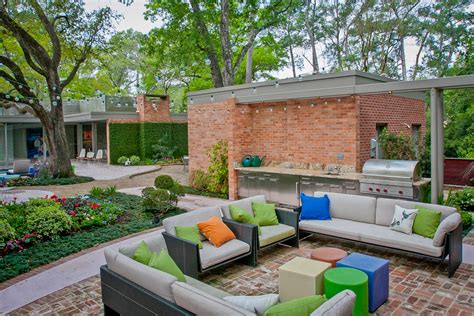 15 Stunning Mid Century Modern Patio Designs You Ll Adore