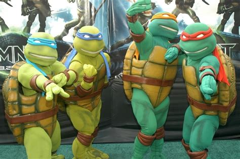 Nina Turtles At Arrivals For Teenage Mutant Ninja Turtles Tmnt Premiere Grauman S Chinese