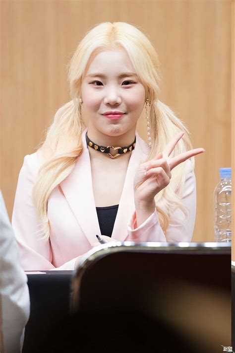 Netizens Rank The Top 10 K Pop Idols Who Look Best With Blonde Hair