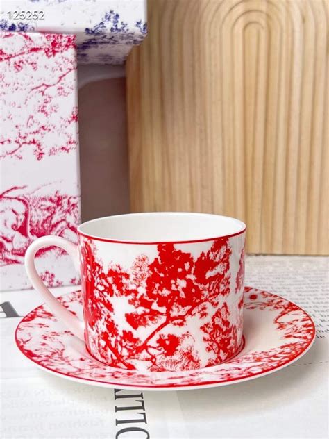 Чайная пара Dior red