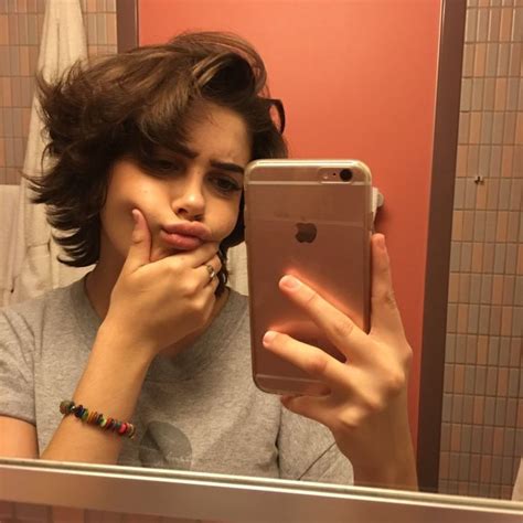 Pin By Giselle On Short Hair Inspired Short Hair Styles Mirror Selfie Hair