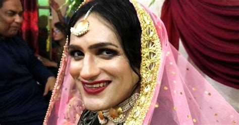 خواجہ سراؤں میں چٹائی کی رسم Independent Urdu