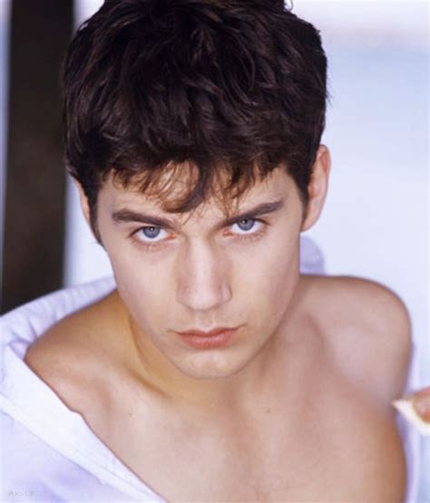 Henry Cavill Grasso Giovane