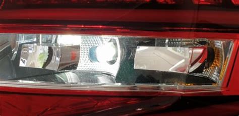 OSRAM 7556CW-02B 2W 12V LED Indicator Lights - P21W, Cool White for ...