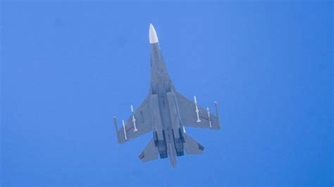 El Desafiante Cruce De Dos Aviones Militares Por El Que Australia Culpa