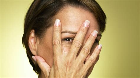 How To Navigate Dating An Introvert And Make Them Feel More Comfortable In An Extrovert S World