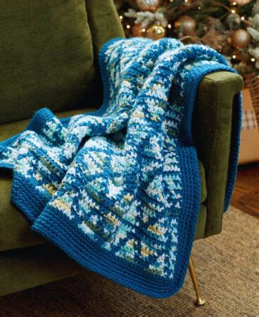 Muñeca de Navidad Amigurumi Patron Gratis Crochetisimo