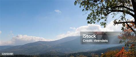 Sudety 山脈 秋のストックフォトや画像を多数ご用意 秋 シレジア ズデーテン山地 Istock