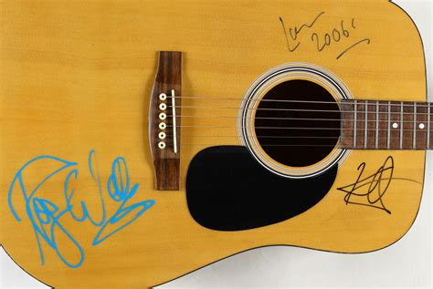 Lars Ulrich Roger Waters And Kirk Hammett Signed 38 Acoustic Guitar