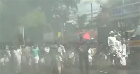 ത ല സ്ഥാ ന ത്ത് അ സാ ധാ ര ണ പോ ലീ സ് ന ട പ ടി കോ ൺ ഗ്ര സ് നേ താ ക്ക