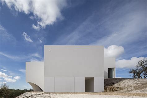 Gallery Of House In Fontinha Manuel Aires Mateus Sia Arquitectura 17