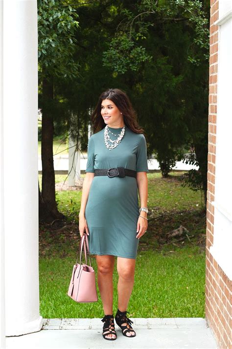 Dressing The Bump Style Waltz Maternity Fashion Style Fashion