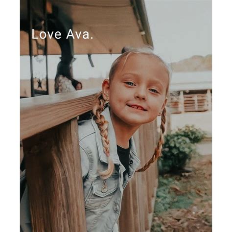 Ava Lane Busby In 2022 Girls Fall Outfits Girl Falling Busby