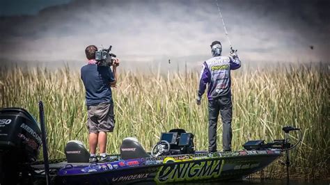 When To Make A Splash In Fishing Wired2fish