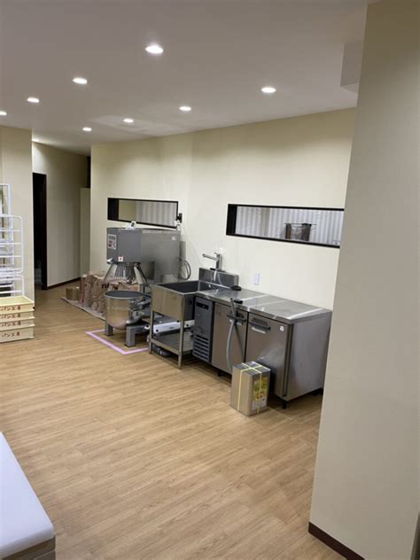 伊勢原 はっぴーパンらいふ様 店舗作りさせていただきました 電気からつながる総合建築 Ash電工