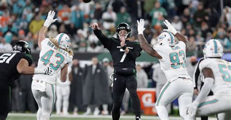 New York Jets News Jets Playoff Hopes Factor In Rodgers Return