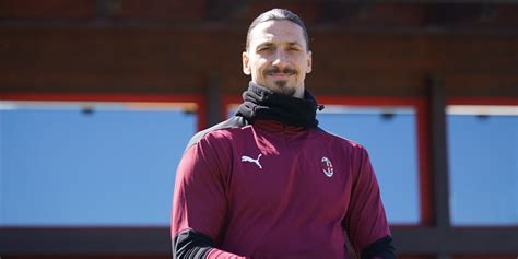 Milan Che Notizia Per Pioli Ibrahimovic Torna Ad Allenarsi Con La