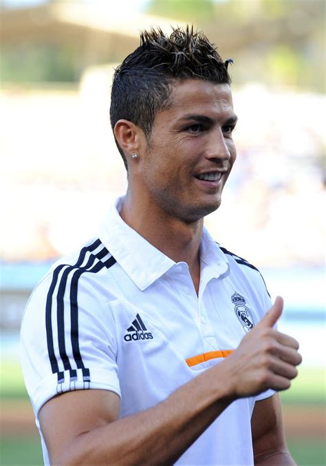Cristiano Ronaldo Z Maseczką Na Twarzy