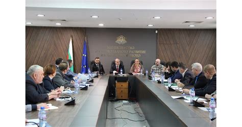 Започнаха подготовката на програмата за саниране на публични сгради
