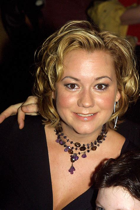 Megyn Price Megyn Price Short Hair Styles Actresses