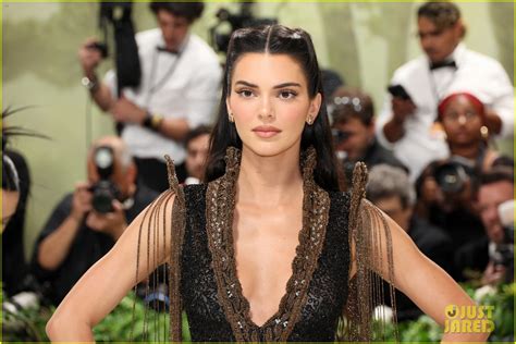 Kendall Jenner Slays In Vintage Givenchy At Met Gala 2024 Photo