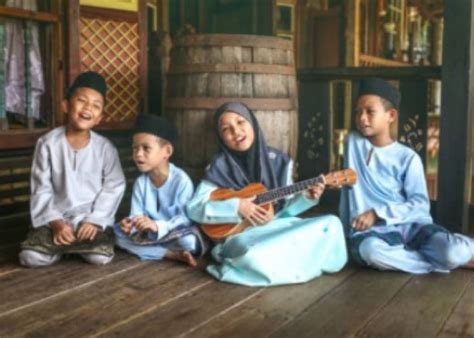 15 Lagu Religi Islami Terpopuler Dan Terbaik Sepanjang Masa Liriknya