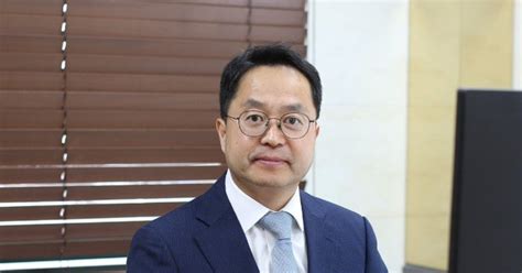 ‘다단계 변호 박은정 남편 “사임하겠다尹·한동훈도 책임져야”