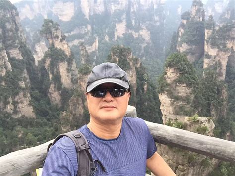 사람 위에 사람 없고 사람 밑에 사람 없다