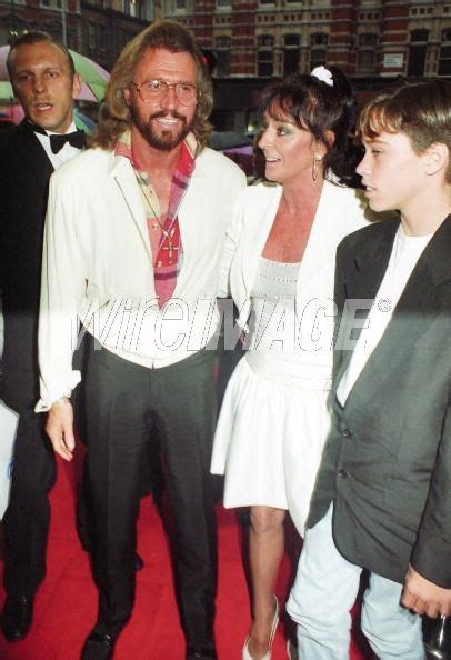 Barry Gibb Wife And Son Dominion Theatre Nights On Broadway Andy