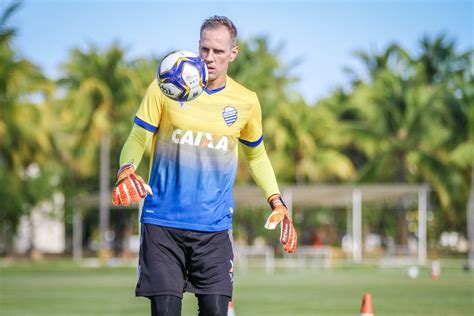 Goleiro do CSA João Carlos não gosta de empate em casa mas avisa Vamos evoluir csa ge