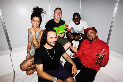 WEGUE Buraka Som Sistema LETRAS
