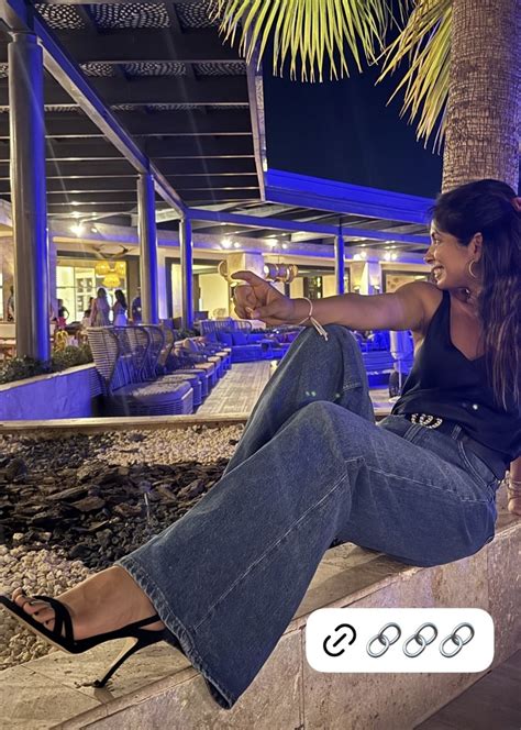 Sheena Melwanis Feet