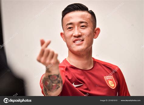 Exclusive Jiang Zhipeng Hebei China Fortune Poses Filming Session