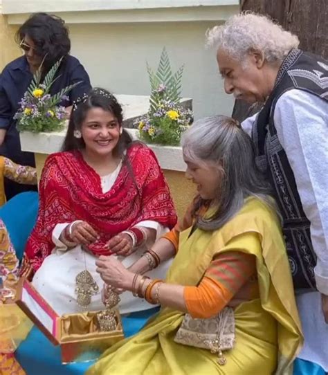 Shahid Kapoors Sister Sanah Kapur Marries Mayank Pahwa Shaadiwish