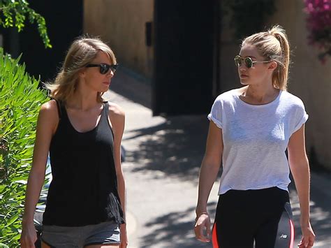性感的口音、渾身散發紳士風度：taylor Swift 太懂得選男人，每次戀愛都跟英國男生 A Day Magazine