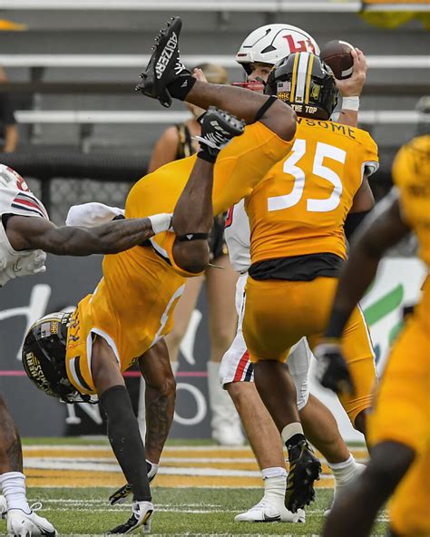 Photo Gallery Liberty Vs Southern Miss A Sea Of Red