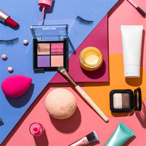 The Easiest Makeup Hacks For Your Valentines Or Galentines Day Glam