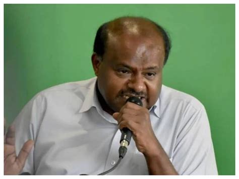 Election বিয়ে করলেই ২ লাখ টাকা ভোটের আগে বিরাট ঘোষণা