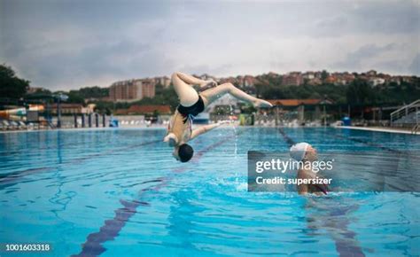 Perfect Body Girls Photos And Premium High Res Pictures Getty Images