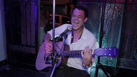 Alexis Korfiatis De 6 Voltios Una Triste Sonrisa Youtube