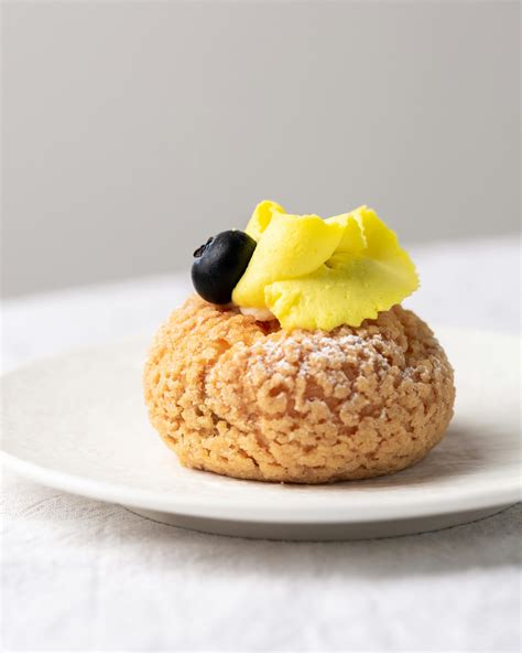 과자 낭만적인 눈길을 끄는 다채로운 달콤한 달콤함 디저트 매우 기쁜 물방울 무늬 냅킨 발렌타인 테마 밝은 베이킹 분홍색 분홍색 배경 빨간 사랑