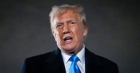Trump Pauses Tariffs On Mexico After Stocks Nosedive Huffpost Latest News