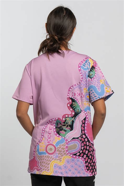 Aboriginal Art Naidoc 2024 W Essence 3 Pocket Scrub Top Gl Yarn