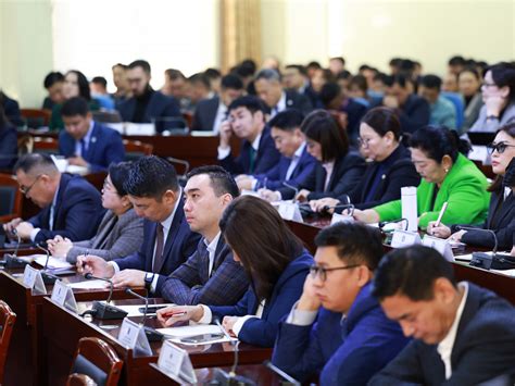 Эмнэлгүүдийн хүүхдийн орны хүчин чадлыг үе шаттай нэмэгдүүлнэ гэв