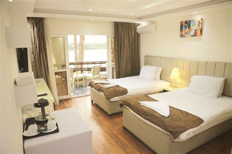 إدارة النوادى والفنادق للقوات المسلحة