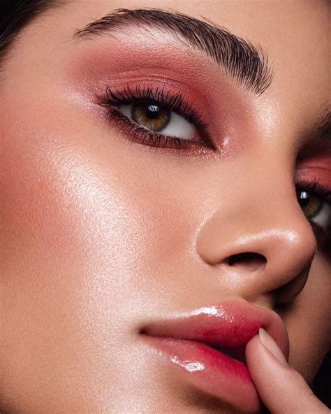 Dewy Glow Makeup Uk