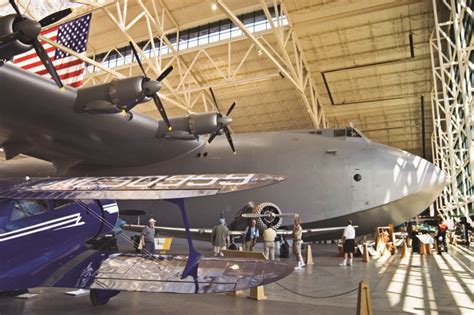 Why Howard Hughes Flew The Spruce Goose Only Once